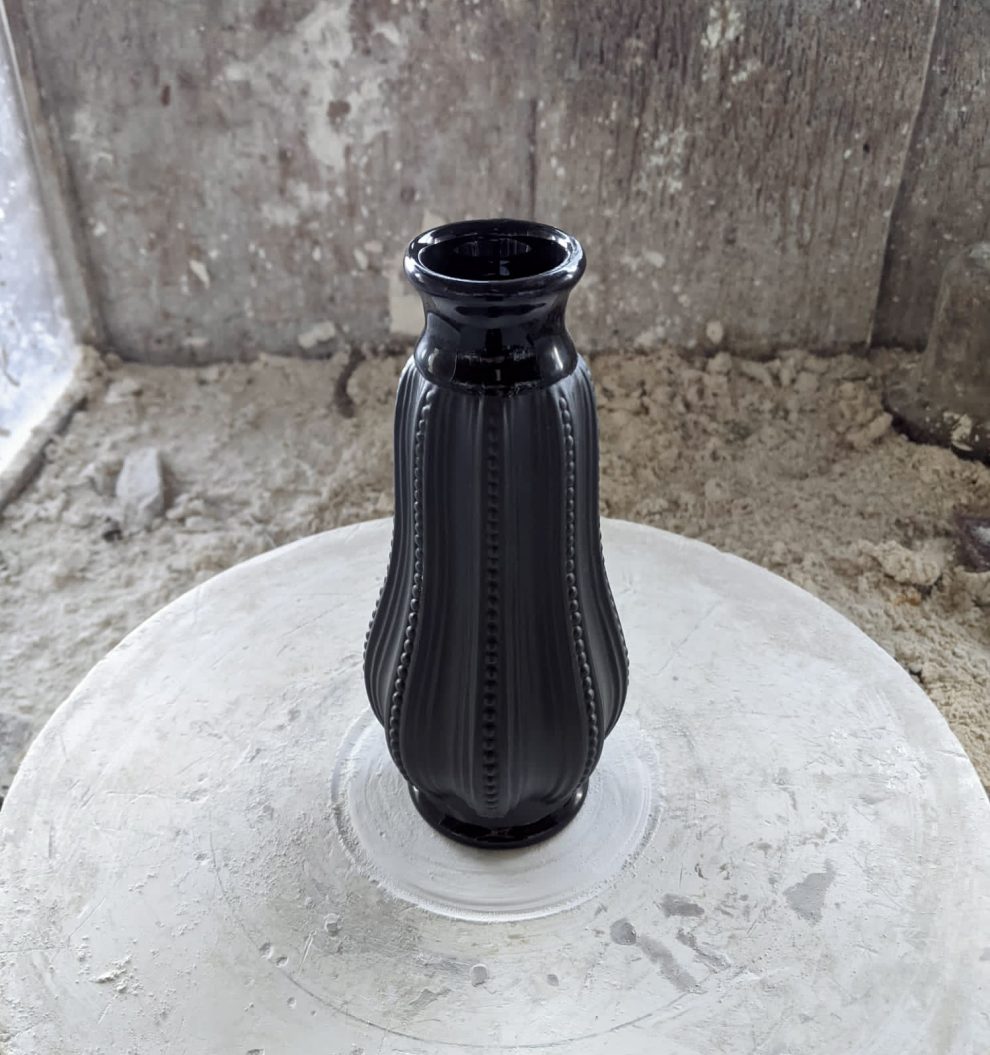 Grand soliflore noir - Manufacture de Couleuvre